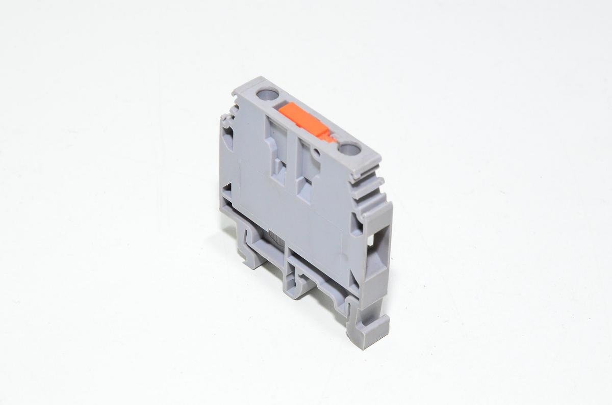 Entrelec M 6/8.SNB 1SNA 115 688 R2500 vanha malli 6mm² 400V 15A harmaa kytkimellinen ...